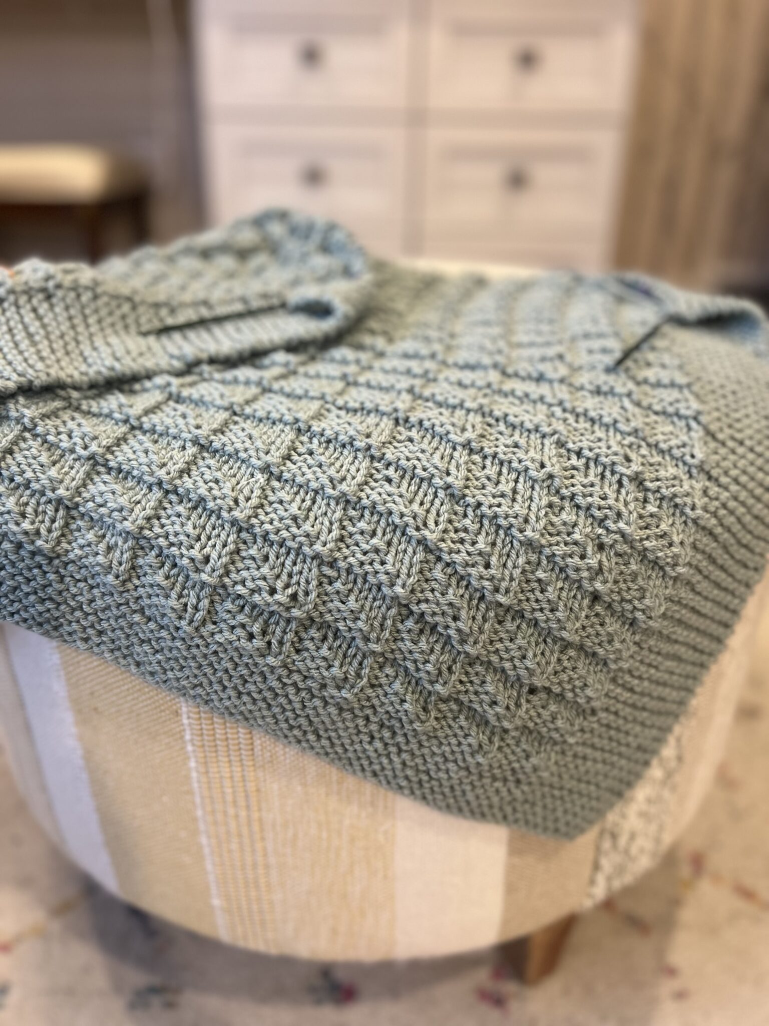 Knitting the Puffy Pockets Baby Blanket | knits and purls ...
